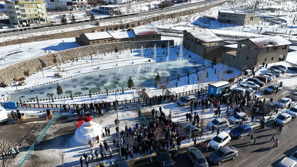 Kardan Adam Eğlencesinde Hem Eğlendik Hem Isındık